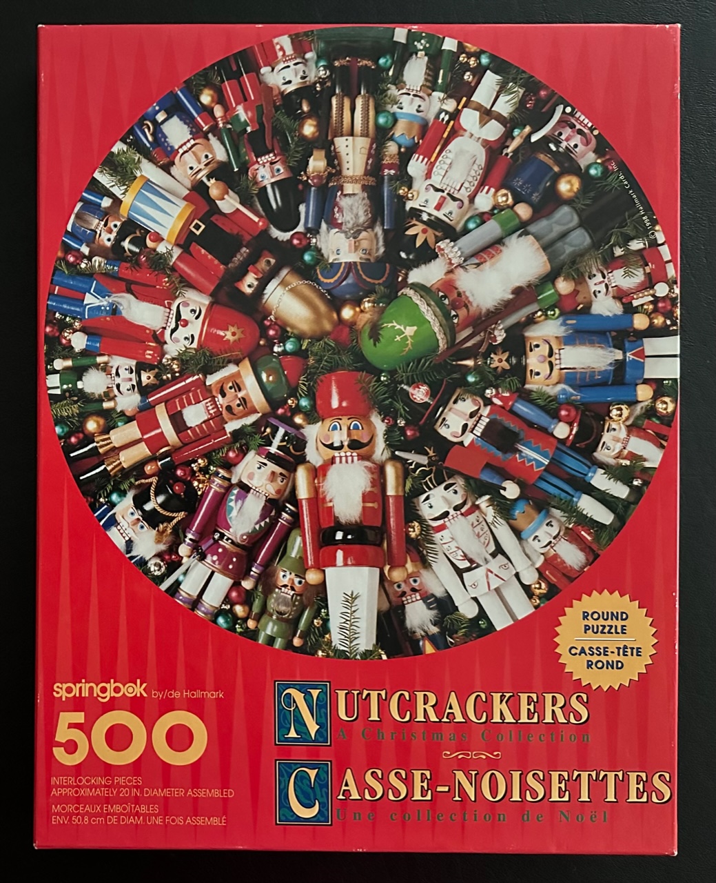 H5093 - Springbok - Round 20" Diameter - de Hallmark - Nutcrackers ...